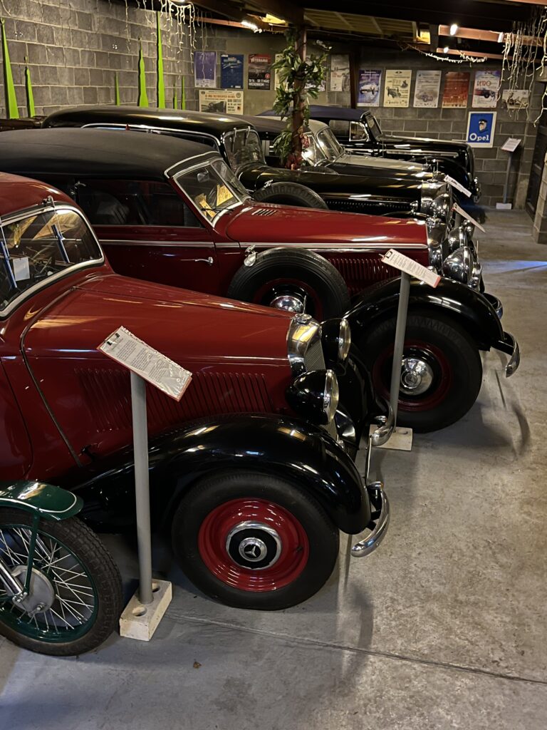 Izzinošs ceļojums muzejā: “Senie spēkrati – laikmeta spogulis ...